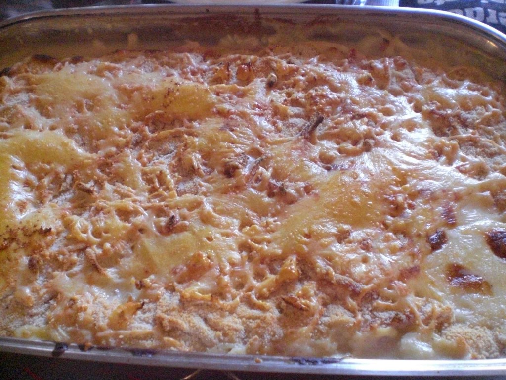 Nudelgratin med skinke og kylling – lækkert – dropslankekuren.dk